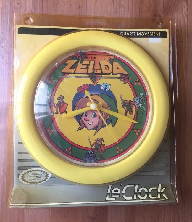 WTB Legend of Zelda / Adventure of Link -> Wall Clock and Pinball sets 1989